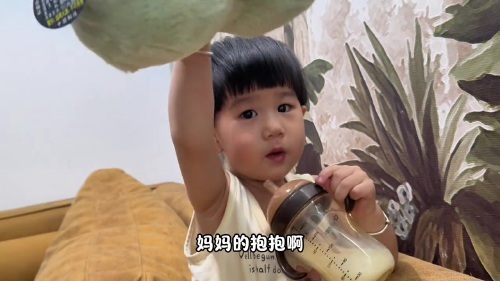 手机里小孩的视频是真舍不得删