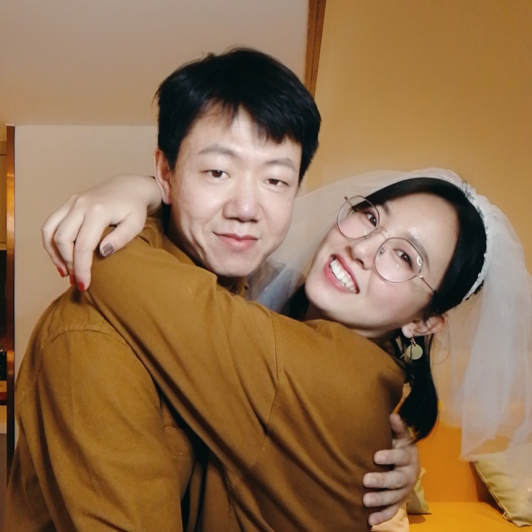 王大能和傅腿腿 