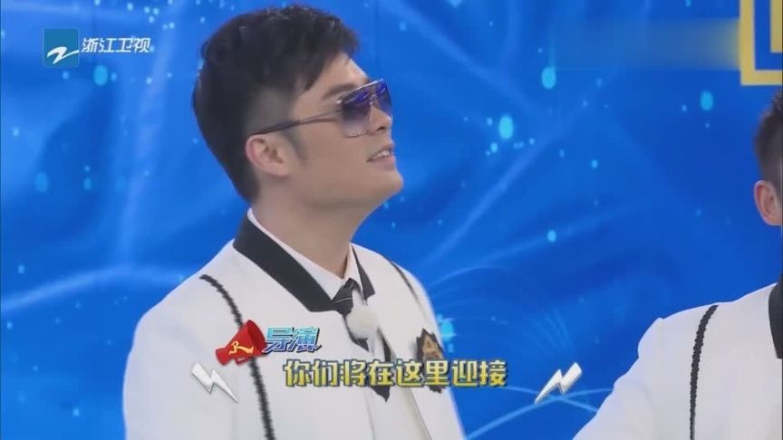 导演颁布“最不可能完成的任务”,众人向邓超“普及”划龙舟姿势