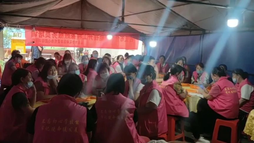 家政服务员职定位从业要求。职业道德规范,礼仪规范及相关的法律