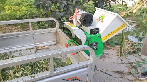 便携式粉碎机,挂载三轮车就可以使用