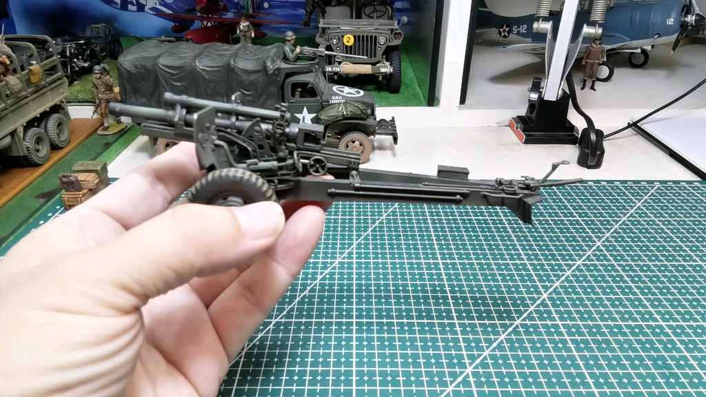 FOV 1/32 二战美军 105mm 拖拽式榴弹炮合金成品模型