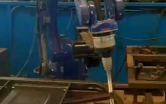电动自行车车架焊接