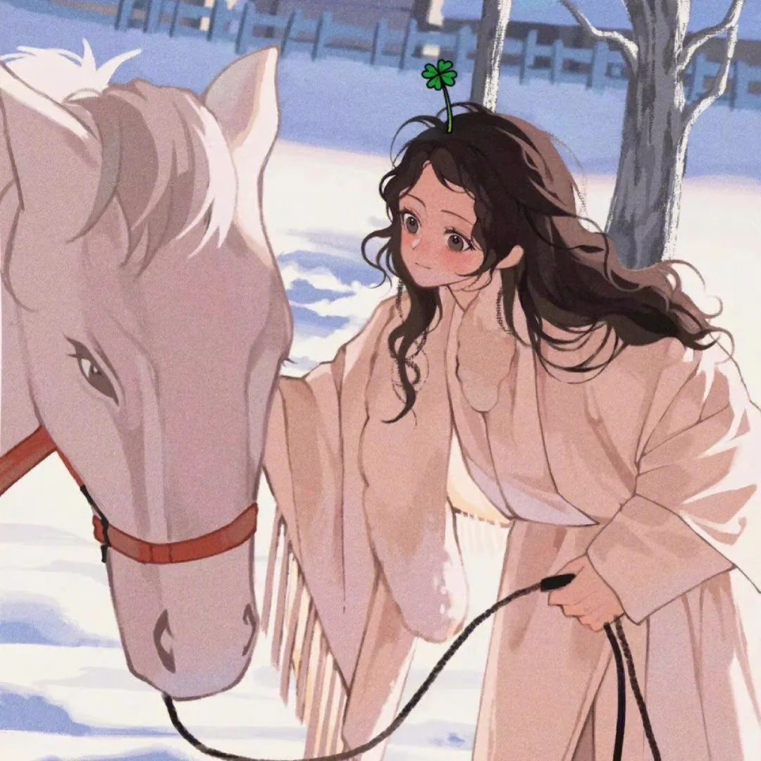服装设计师雪海水媚 