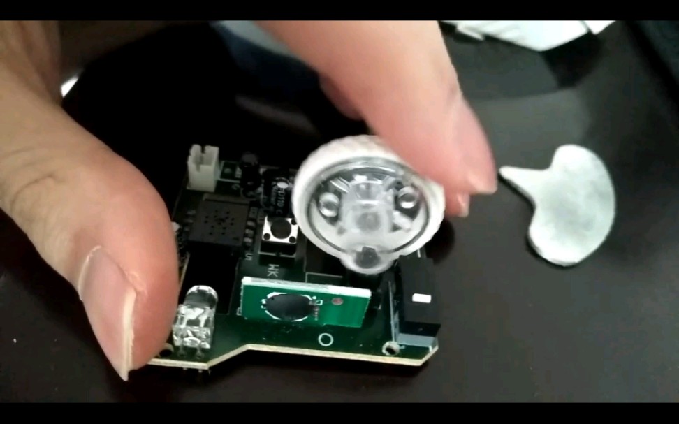 【diy】鼠标滑轮坏了,教你自拆鼠标修理