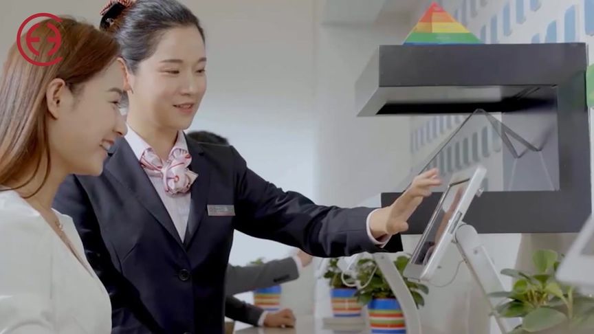 “银行”邀请申办信用卡?!你为什么每天都会收到这种短信