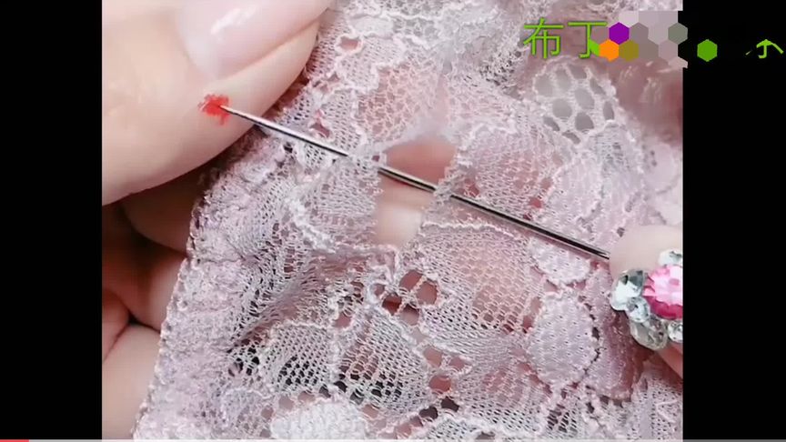 衣服破了,自己在家用针缝好了,就是有点手疼