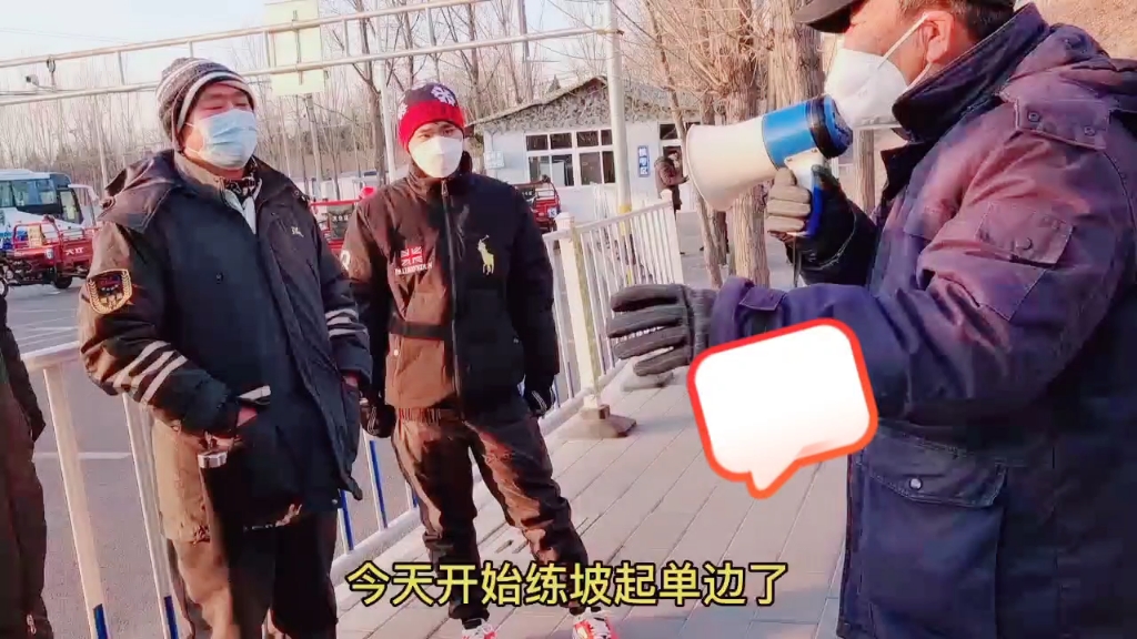 北京大姐学三轮摩托车科目二绕桩、单边桥、坡起,起早贪黑不容易