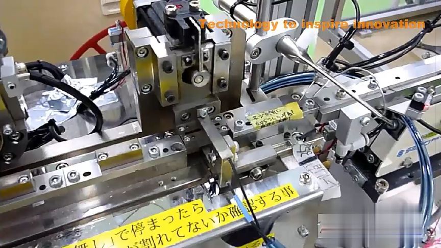 非标自动化之日本人设计的连接器组装机