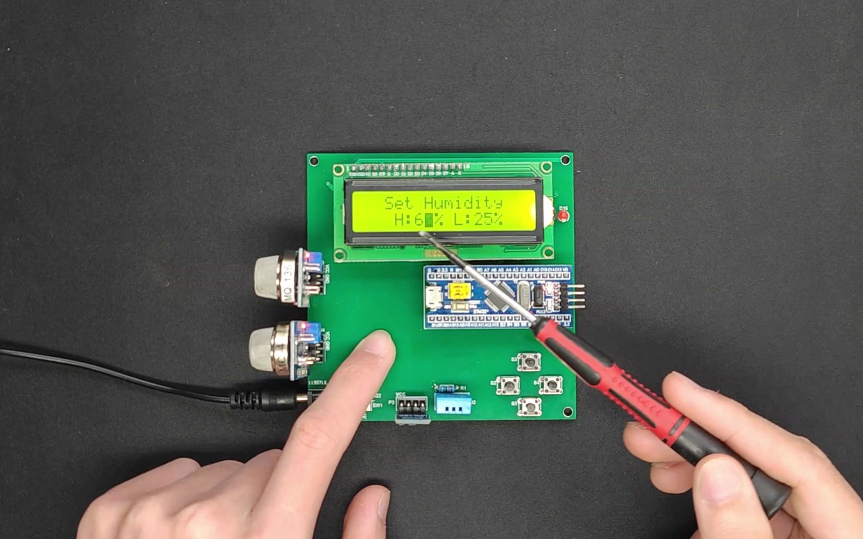 0419基于STM32单片机的天然气甲烷硫化氢气体检测仪
