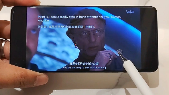 实时翻译AI字幕准备上线了,看英文电影、和老外聊天,实时翻译传达,...
