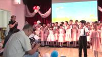 南新幼儿园大二班毕业典礼-王老师发放毕业证书+家委会代表讲话