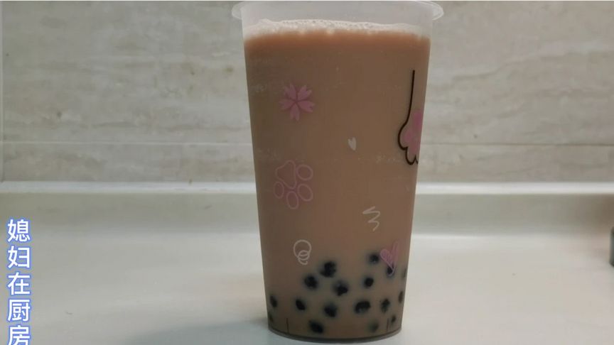 一直好奇珍珠奶茶是怎么做的 原来这么简单呀 自己在家也可以做