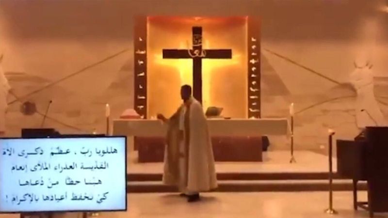 黎巴嫩首都爆炸神职人员仓皇逃生网友:神离你而去了
