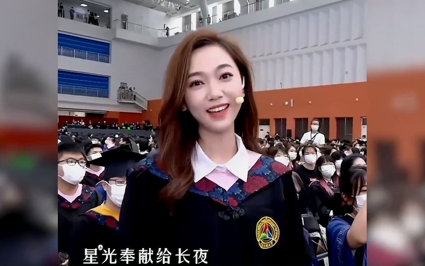 盘点校园毕业典礼的歌曲,小姐姐一开口不输原唱,高手都在校园里