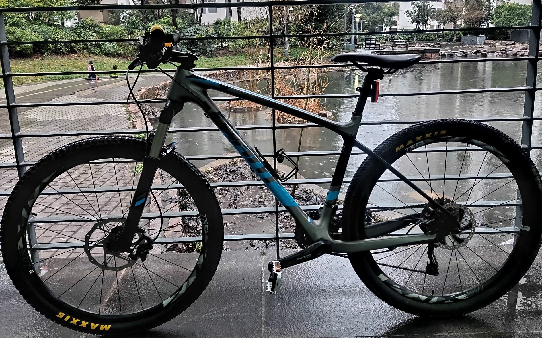 高一党提车捷安特xtc adv3!整车配置详解