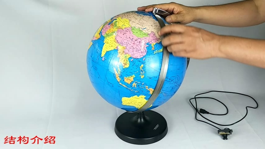 自制教具:高仿真月相模拟实验装置