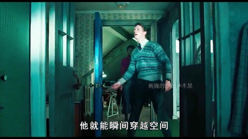 男人能够开启传送门,去往任何地点