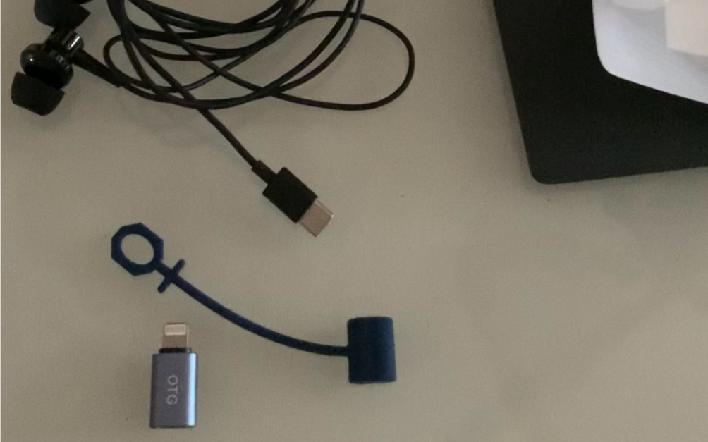 将Type C数字耳机转换成苹果iPhone12 Pro上使用,小米USB C降噪...