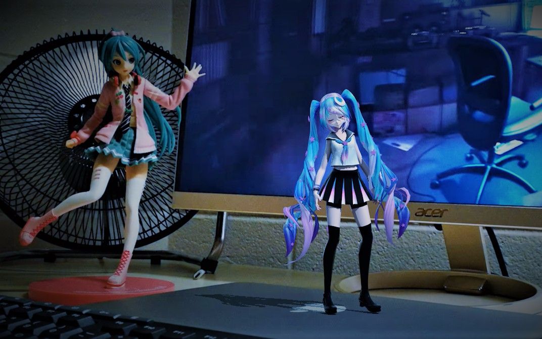 【初音MMD】我十岁的女儿竟然在电脑桌上跳舞!【10th初音未来诞生...