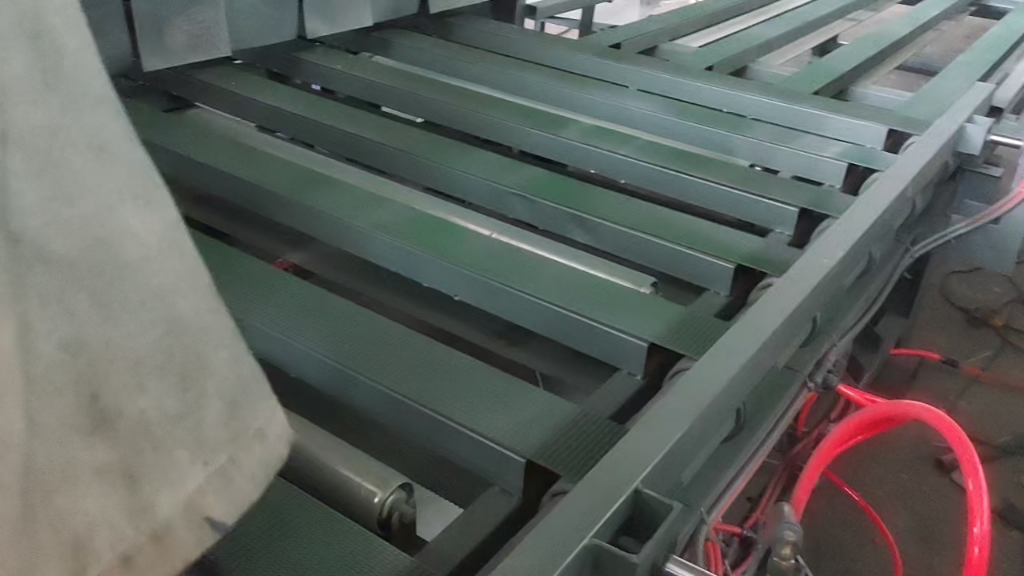 外墙免拆一体板切割锯\腾源全自动切割锯横切竖切定尺切割锯