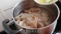 熬猪皮冻,千万不要直接熬,3个小诀窍,皮冻晶莹剔透Q弹无腥味