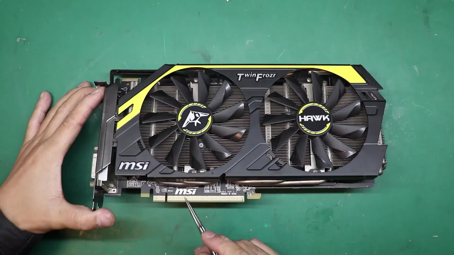 微星R9 270X显卡不显示维修 应该算教学级别吧