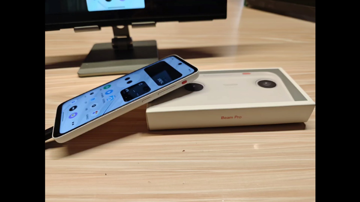 ...TF卡?有哪些配件?有没有贴膜?带不带保护套?所谓AR眼镜空间计算...