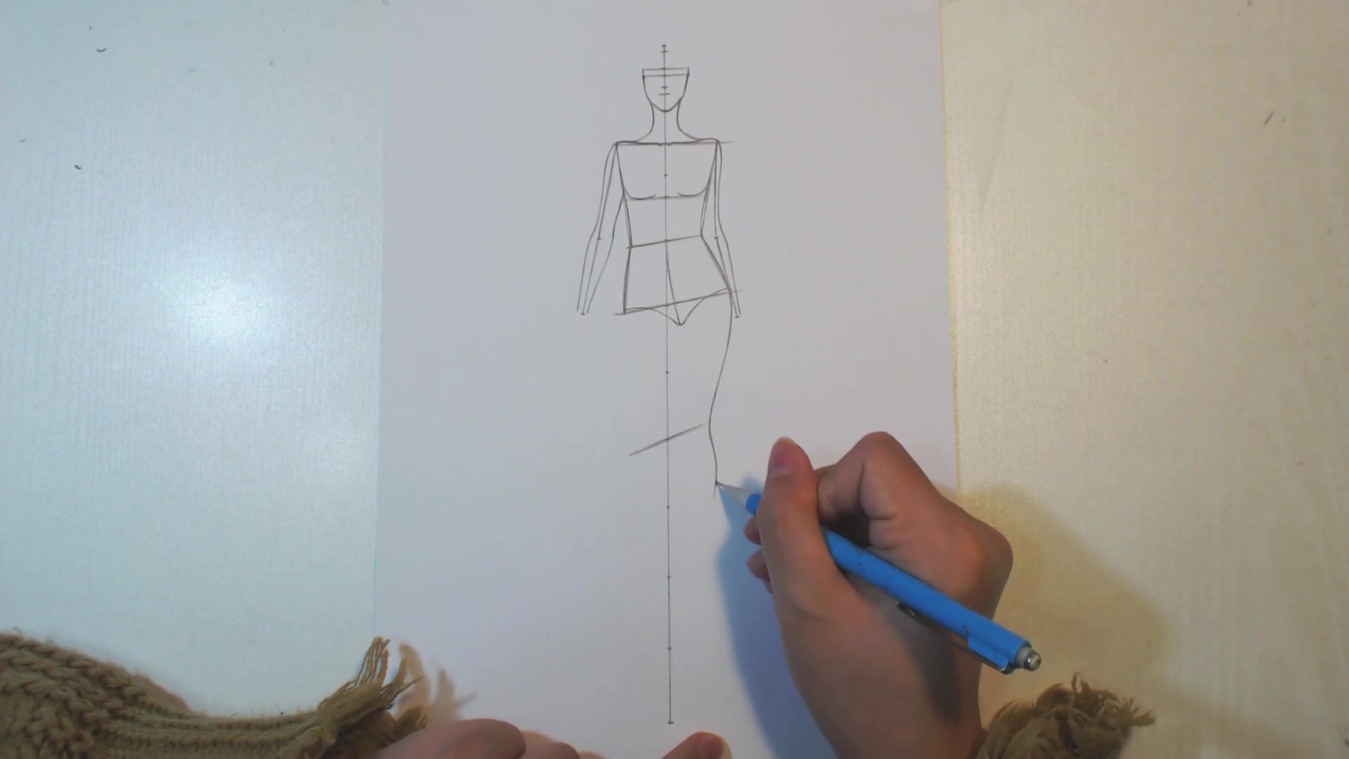 零基础服装设计入门!服装设计师教你如何绘制效果图!