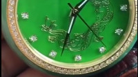 老坑阳绿翡翠男款手表,表盘尺寸:41.5/12.8mm,重量70.80g,日本西铁石...