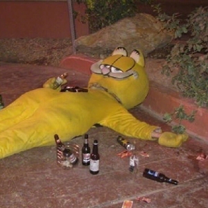 洋酒人剧组