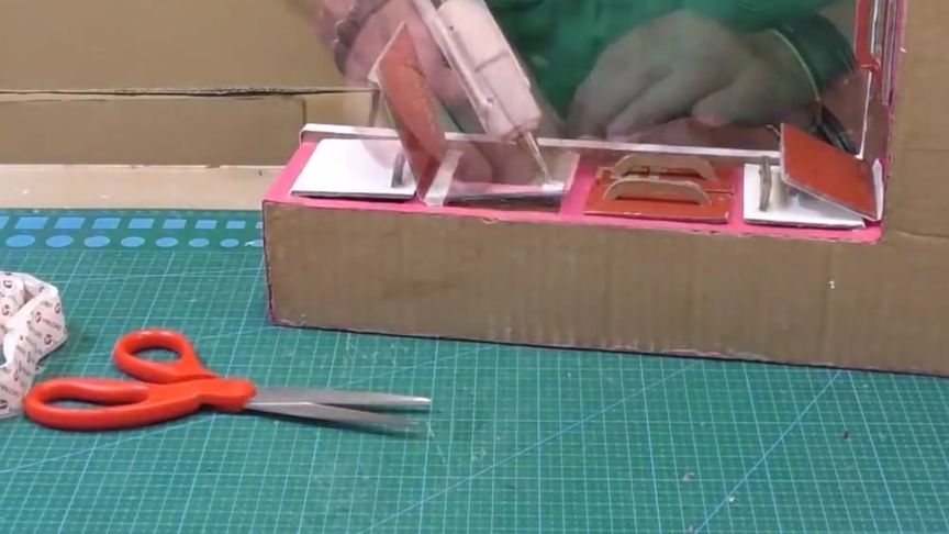 教你如何用纸箱DIY制作儿童迷你厨房