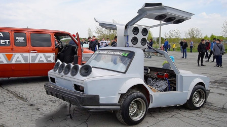 什么是真正的3D立体声环绕?俄罗斯大叔在汽车里装一圈音响,效果炸裂!