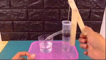 DIY-注射器制作手动抽水泵