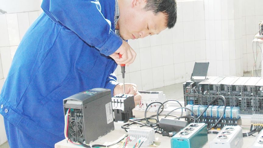 二进制数怎么转换十进制数?怎么区分字节高低位?怎么看信号状态