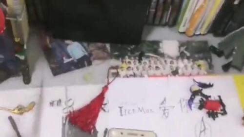 儿子表示我的手机密码连我女朋友都不知道,让我妈一下就打开了,家贼...