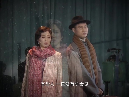 人总是在接近幸福时倍感幸福,在幸福进行时却患得患失