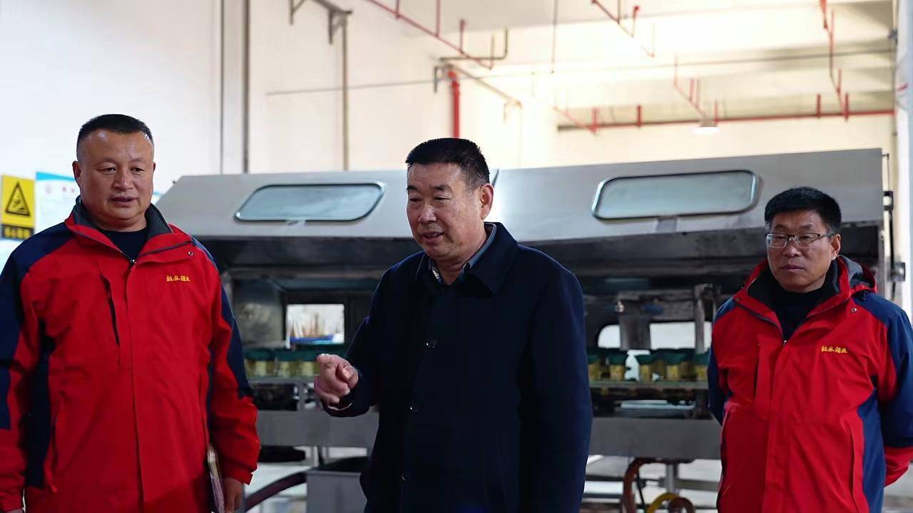 11月为全国消防宣传月,近日,江苏桃林酒业有限公司围绕"全民消防、...