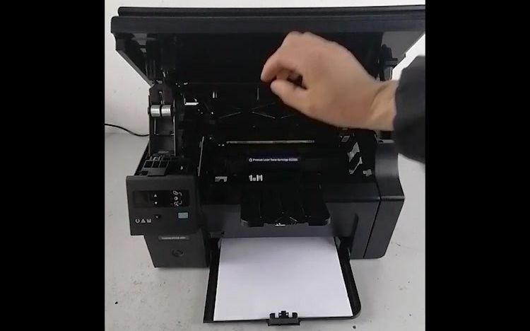 上海普广精选惠普1136 1008打印机 卡纸 报错E0打印机维修视频