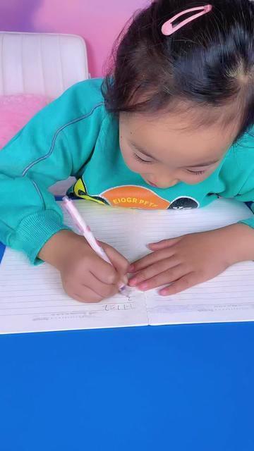 可以擦的中性笔你们用过吗可擦中性笔中性笔学习用品
