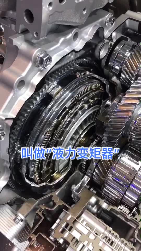 #你是怎么过磨合期的# 自动挡磨合期挂D档踩刹车会伤车?放心并不会...