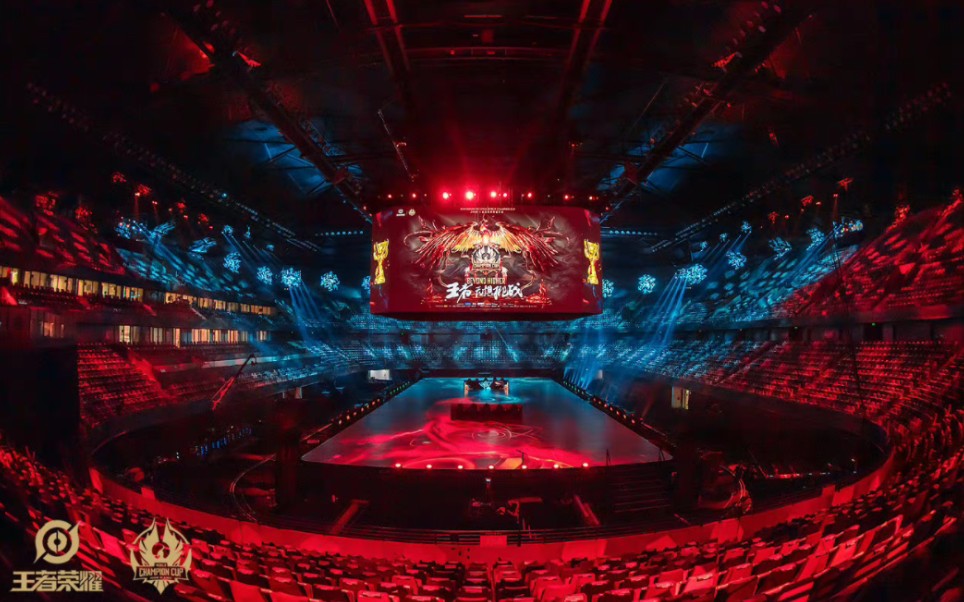 三年前的今天王者世冠现场华晨宇《我管你》-2022-8-10 10:10:10