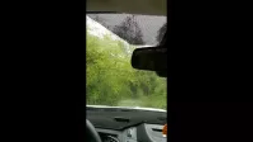 翼虎雨刷片更换