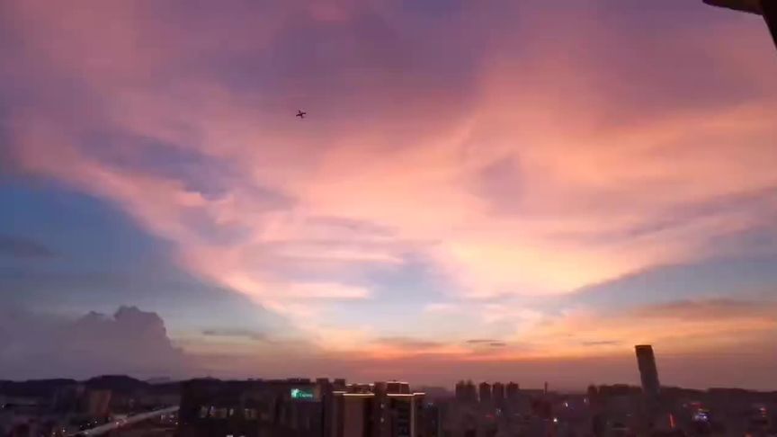 最美的火烧云在这个快乐地球上#快乐地球上有什么 #火烧云