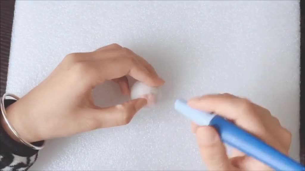 今天给大家分享一下前几天做的羊毛毡教程,大家期待已久了!