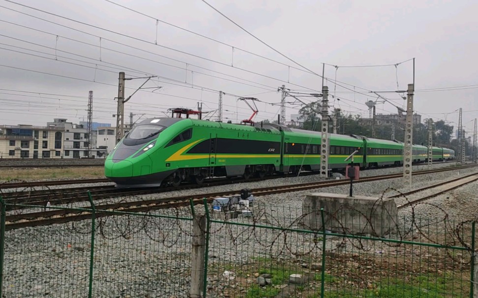 【卖萌随拍】d6840安康-西安 西康动车首发 8.52