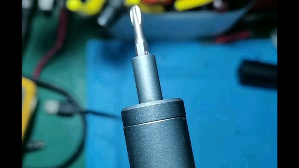 电动螺丝刀拆解维修