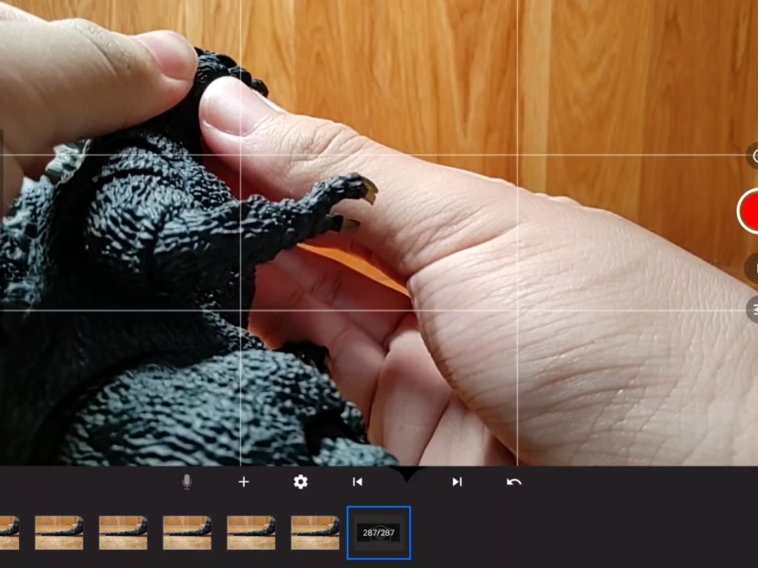 哥斯拉定格动画幕后拍摄过程