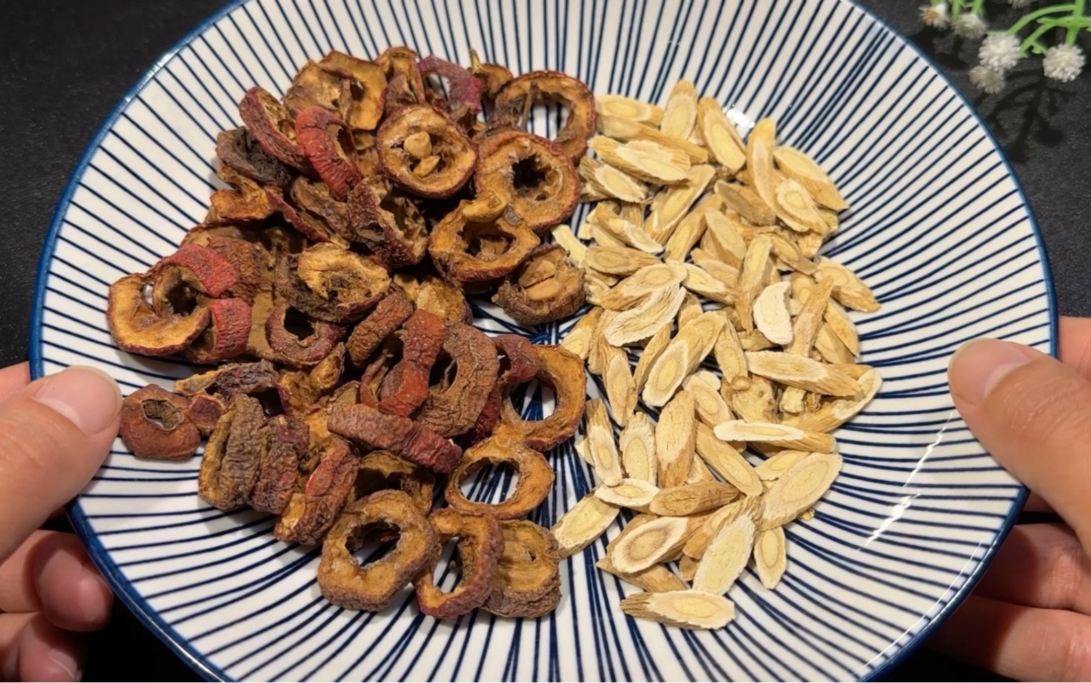 黄芪搭配山楂,作用厉害了,解决了很多人的困扰,每天一杯,管用