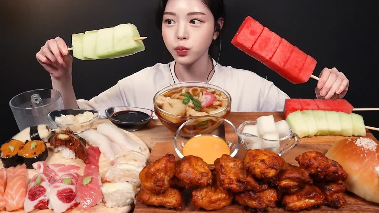 副标题)我想吃什么就吃什么的那天!寿司,脆皮鸡,奶油面包水果甜点--